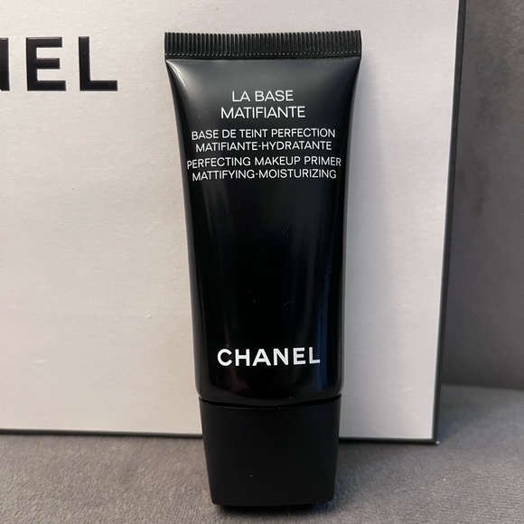 CHANEL | Makeup | Chanel La Base Matifiante | Poshmark